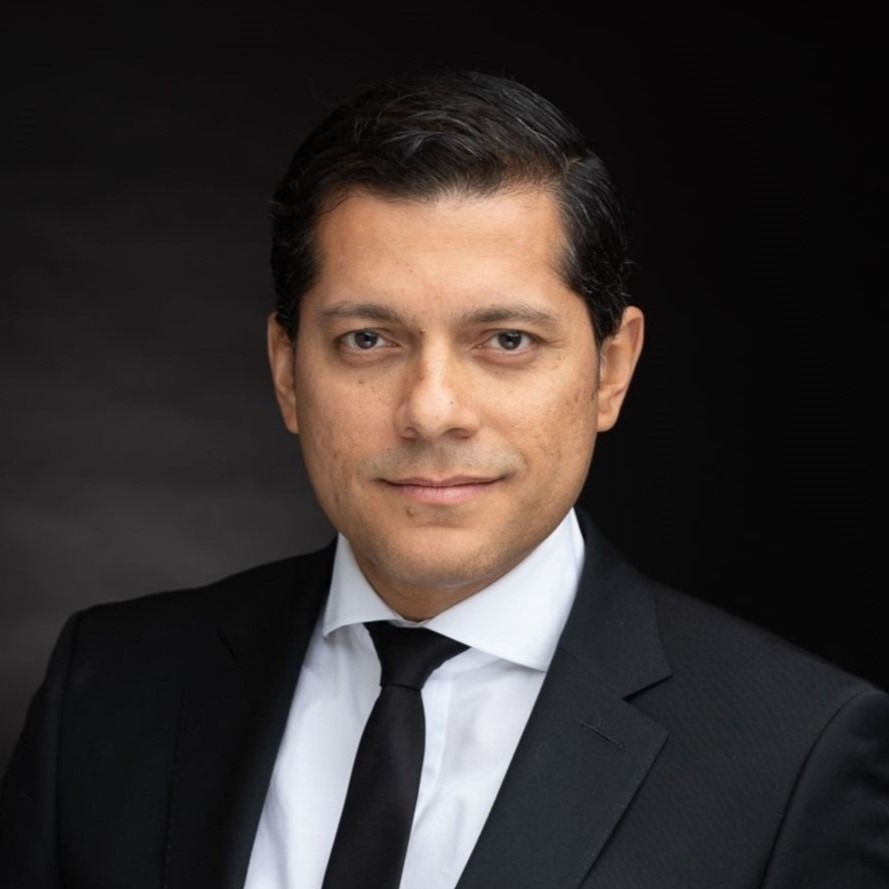 Alexander Munera - MUNERA | Canadian Law Firm